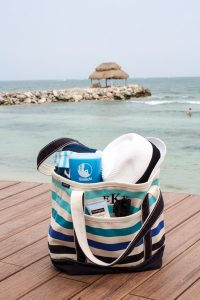 Beach Bag Essentials: What's in my Beach Bag (With Packing List)