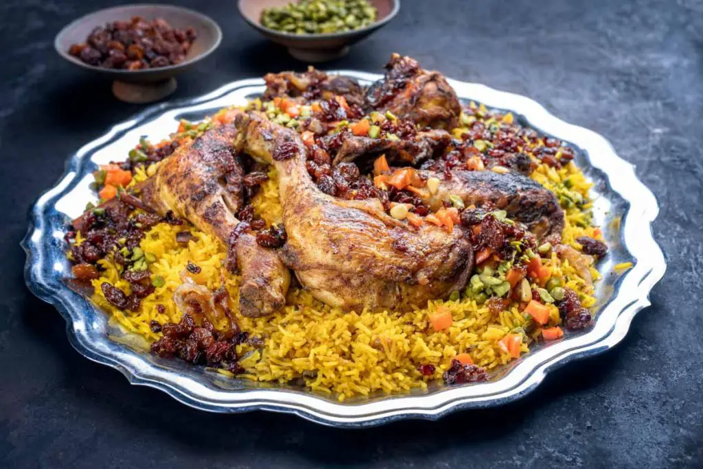 Dubai Food Guide: Top 10 Emirati Dishes to Taste in Dubai and Where to ...