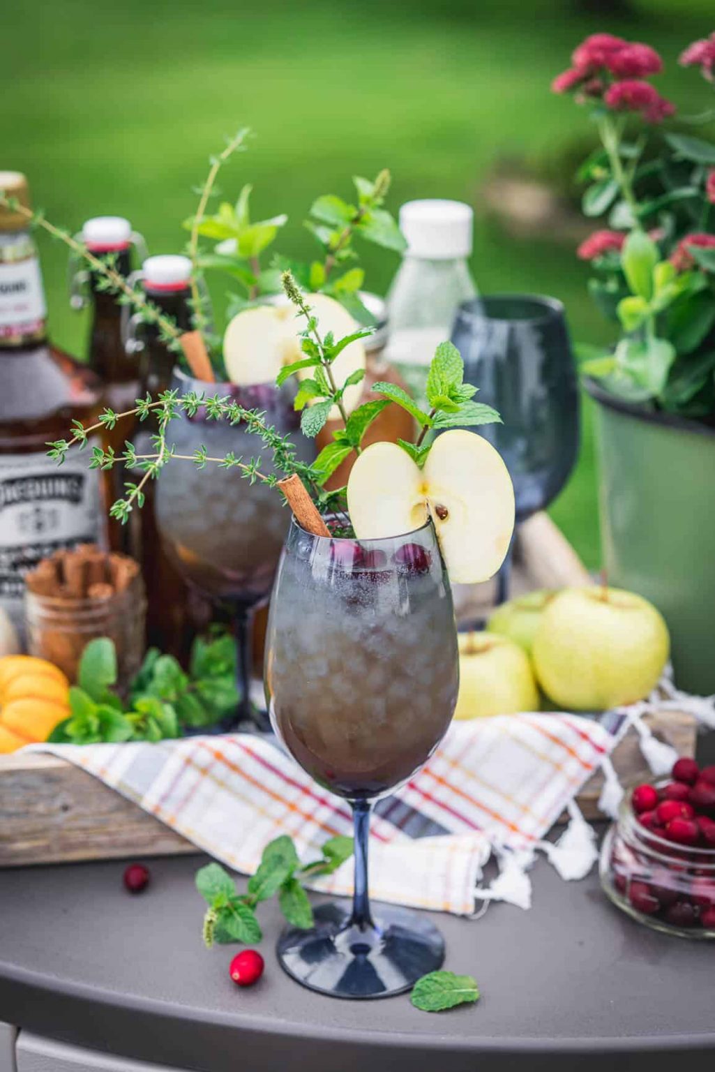 Fall Cocktail Ideas: 37 Apple Cider Cocktails to Sip in Autumn